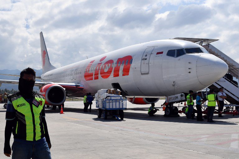 Authorities say Lion Air jet should have been grounded before crash