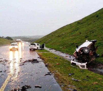 Four killed in horror crash on N2 in KZN
