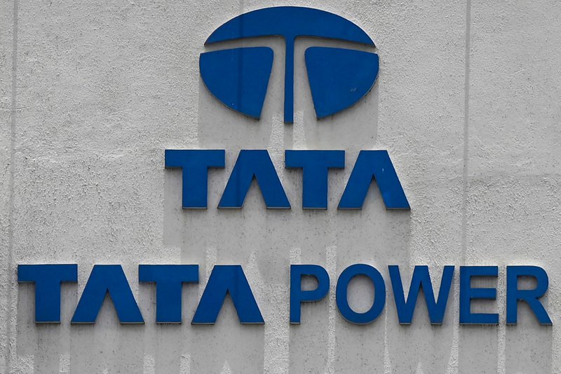 Tata to invest over £4 bn in UK electric battery factory