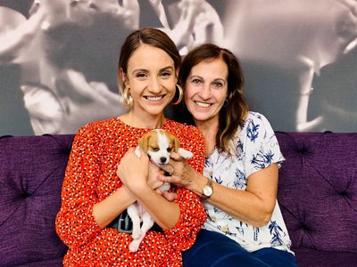 'Binnelanders' actress Simoné surprises emotional mom with adorable puppy