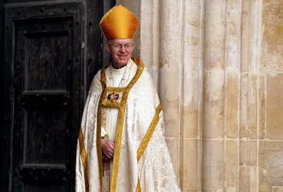 Calls mount for Anglican church head to resign over abuse