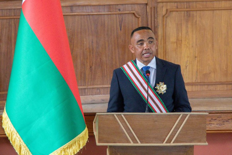 Army colonel sworn in as Madagascar president