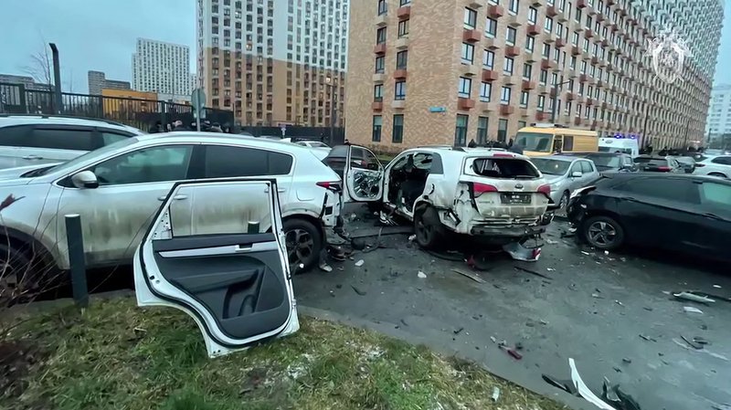 Two police killed in explosion in Moscow