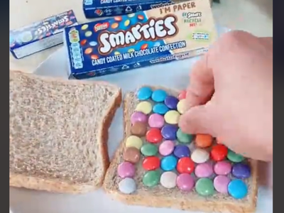 Would you give this Smarties sandwich a try?