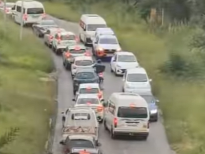 Morning shenanigans sees taxi block oncoming lane
