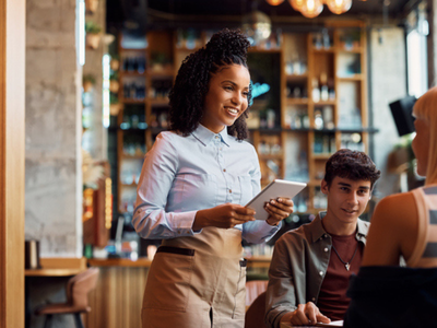 How do waiters spot big tippers?