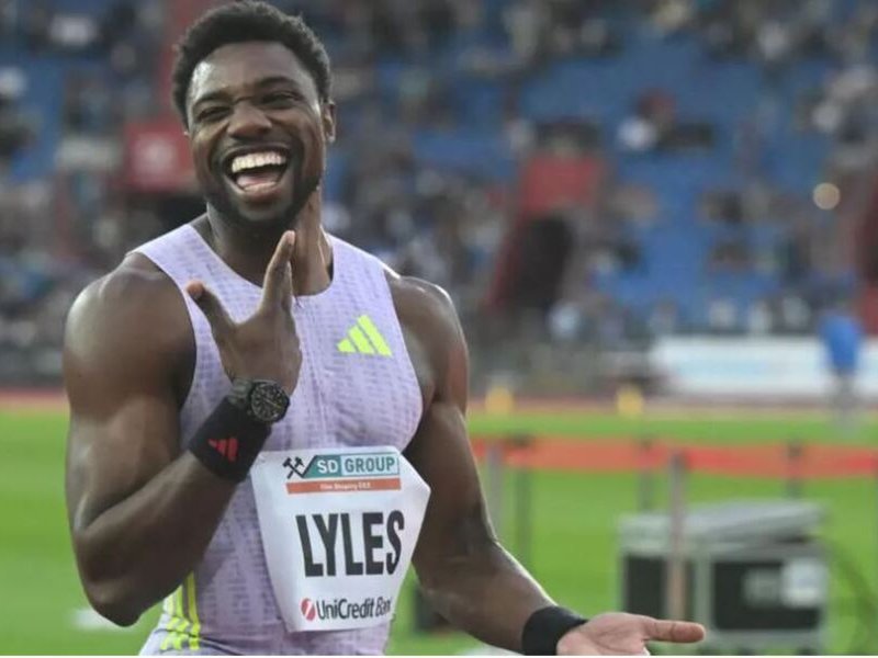 Lyles sets world's best time over 150 metres at Ostrava