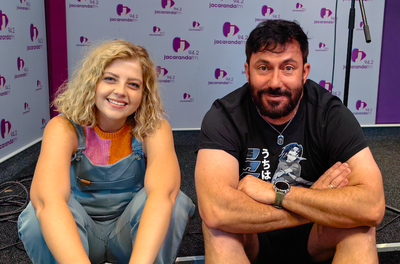 Bernice West sing 'Lyfie' op Friday Live