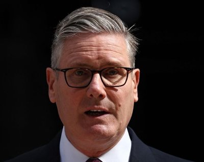 UK Prime Minister Keir Starmer announces resignation