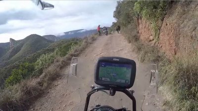 Raging buffalo charges two men in Baviaanskloof Game Reserve