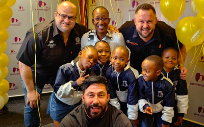 Building a school wall to ensure the safety of children in need