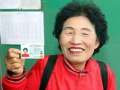 Woman takes 961 tries to get her learners and licence