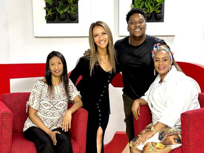 Drive with Stacey: Laurel and Juwairiyyah take the wheel!