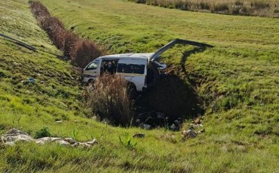 Three killed in suspected taxi-related shooting on N12 in Daveyton