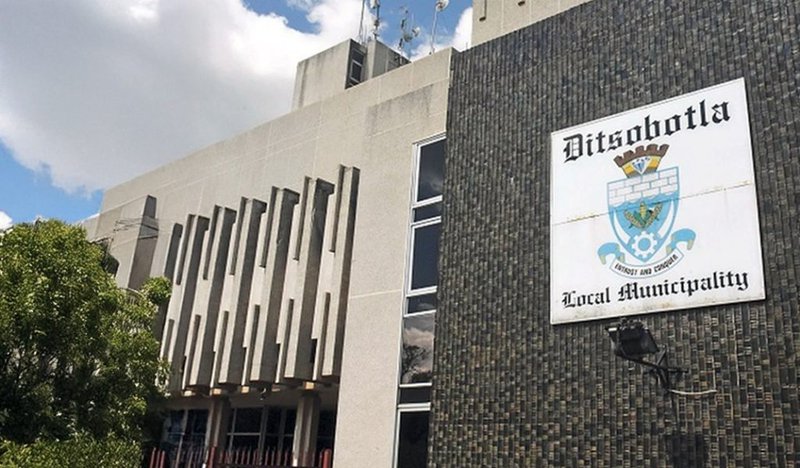 Cabinet places Ditsobotla Municipality under administration