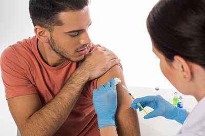 Myths about flu shots debunked