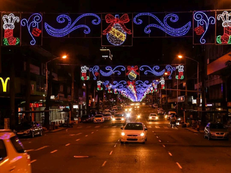 Nostalgia hits Durbanites as Christmas lights light up West Street