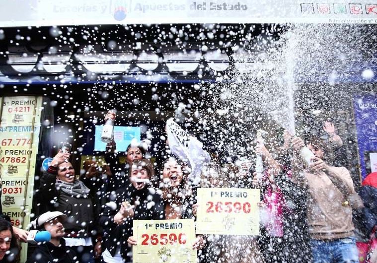 Winners of world's richest lottery 'El Gordo' celebrate Winners of world's richest lottery 'El Gordo' celebrate