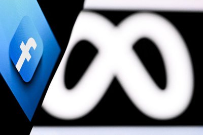 Meta tests 'Community Notes' to replace fact-checkers