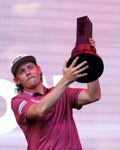 Third-ranked Smith wins first LIV Golf title at Chicago