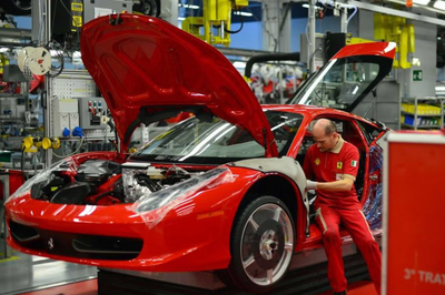 Ferrari's Sainz speeds to top of F1 test charts