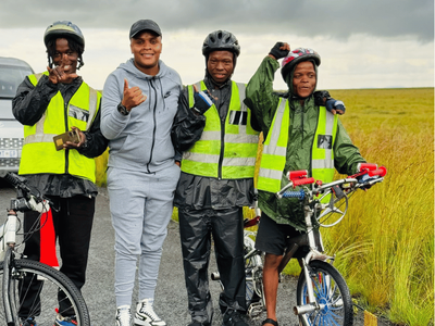 Big surprise for trio cycling from Burgersfort to Cape Town