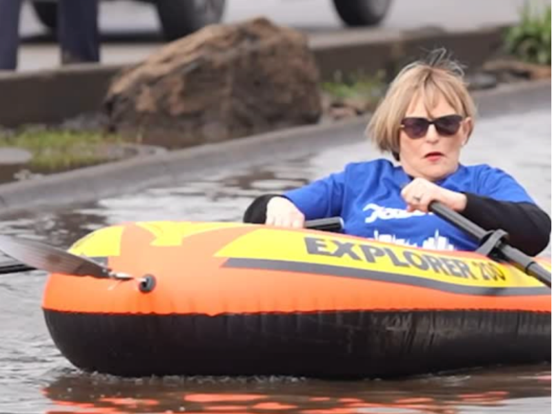 WATCH: Helen Zille goes rowing on flooded Soweto road