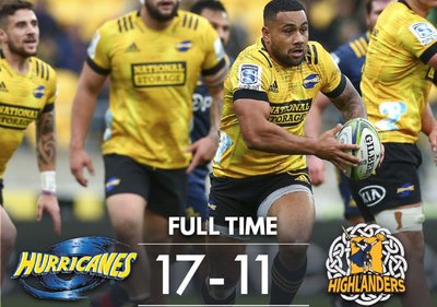 Hurricanes hold off Highlanders for 'massive' Super Rugby win