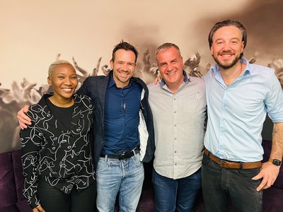 EKSKLUSIEF: Rian van Heerden deel opwindende nuus op Jacaranda FM