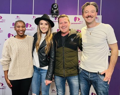 'Op My Eish' se Francois Jacobs en sy meisie gesels oor die toekoms