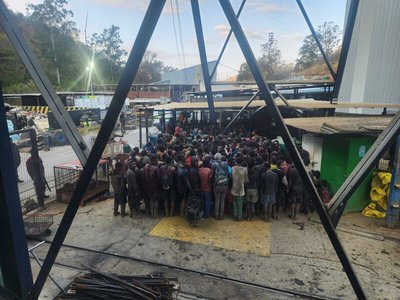 Nearly 1,000 illegal miners busted in Barberton