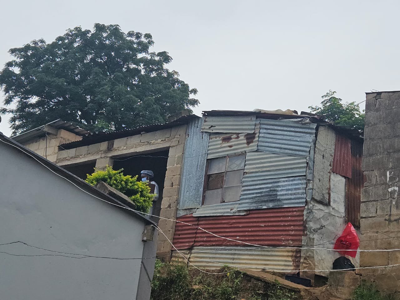 IN PICTURES: Emotions high in Inanda as police kill suspects in shootout