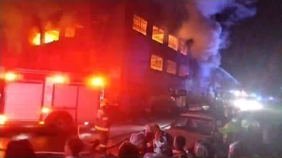 Blaze guts two structures in Rustenburg