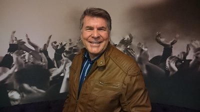 Noot Vir Noot's Johan Stemmet plays a round of GREED