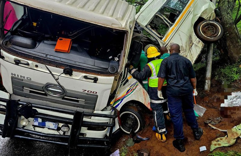 At least 10 killed in taxi crash near Lotus Park