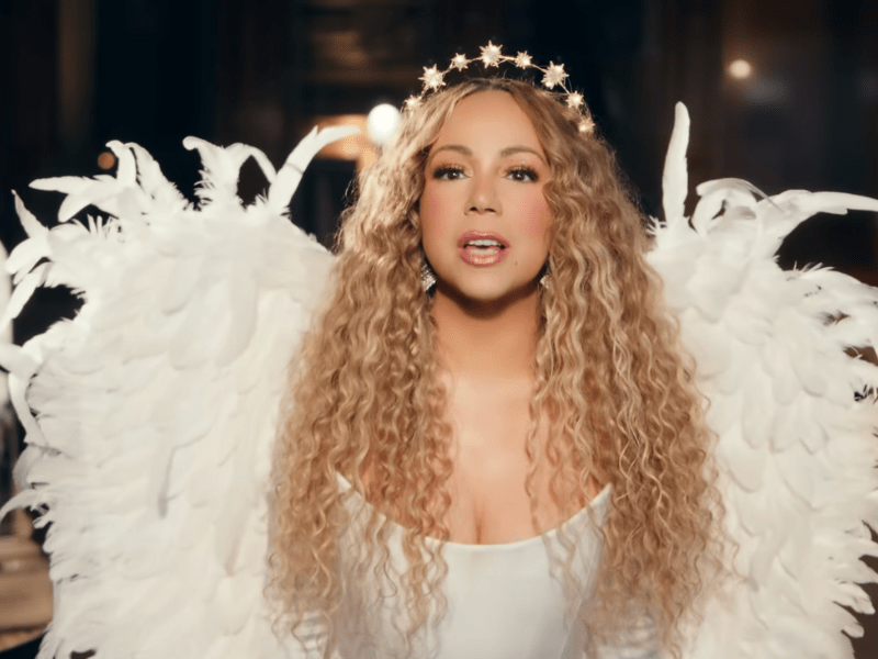 Mariah Carey's iconic Christmas song returns to #1