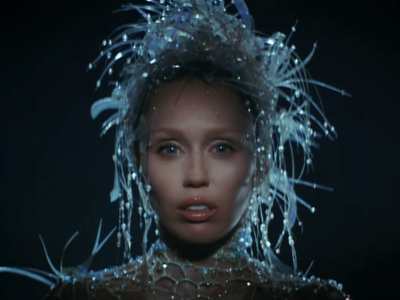 Miley Cyrus unveils 'Something Beautiful' album tracklist