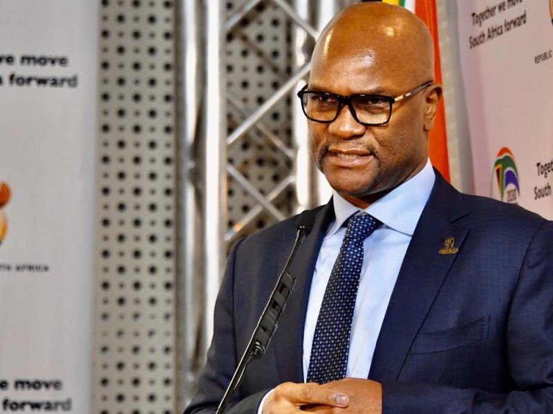 Controversial R22m flag project ‘still on the table’