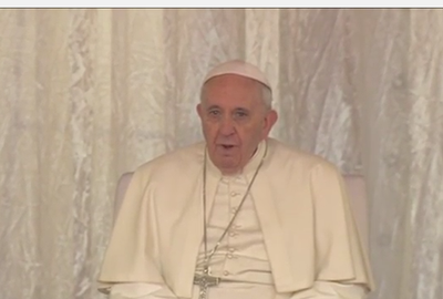 Pope injures head in Popemobile during Colombia procession