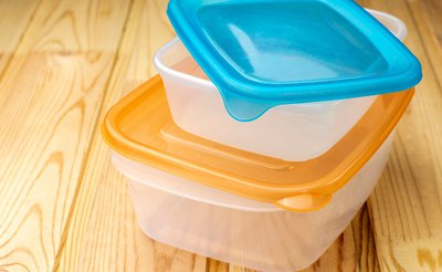 Over 3,600 food packaging chemicals found in human bodies