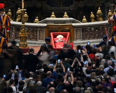 Huge crowds at Vatican ahead of Pope's funeral