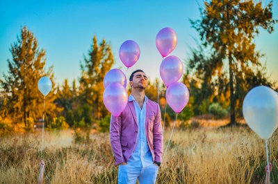 WATCH: Lee Cole’s acoustic performance of his track 'Pink Dragons'