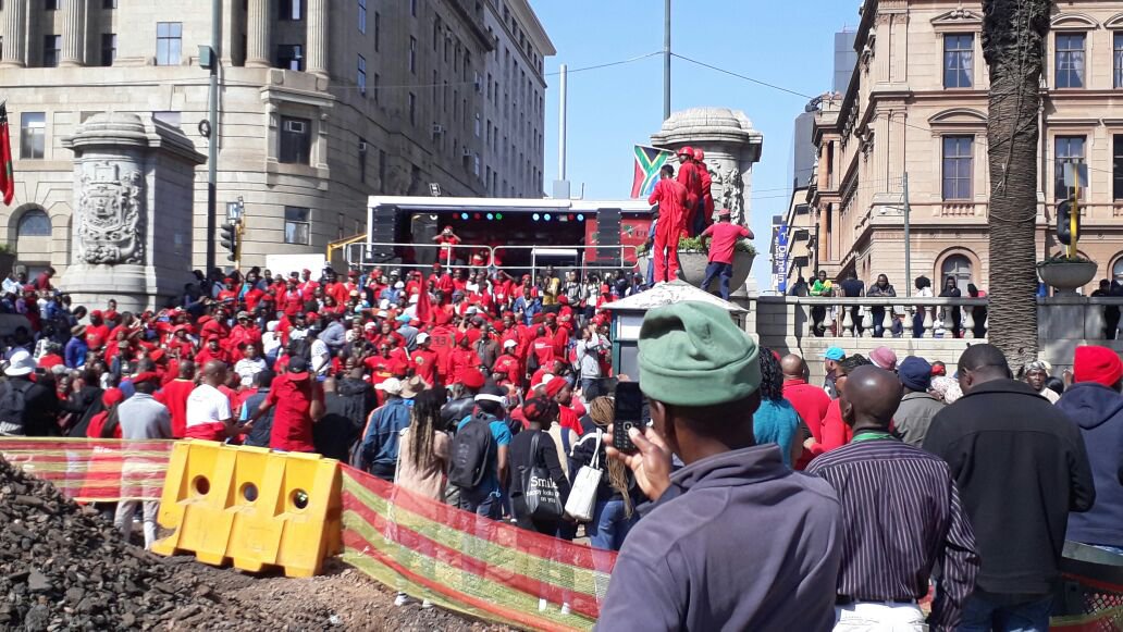 Hundreds gather for anti-Zuma march