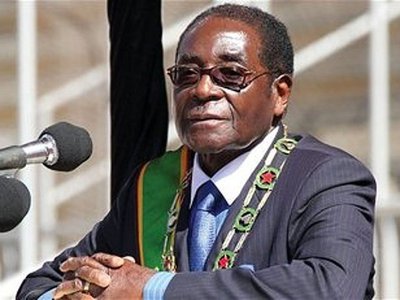 Mugabe falls asleep during a speech once again
