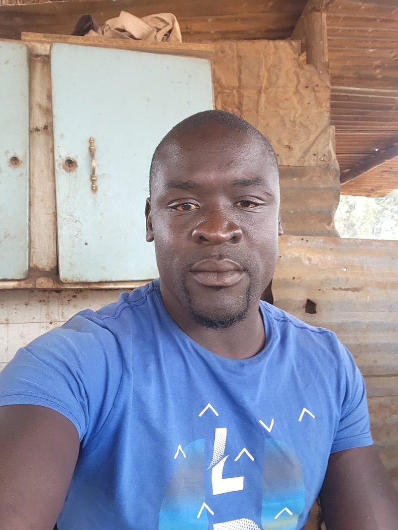 Three prisoners escape through Limpopo police station roof