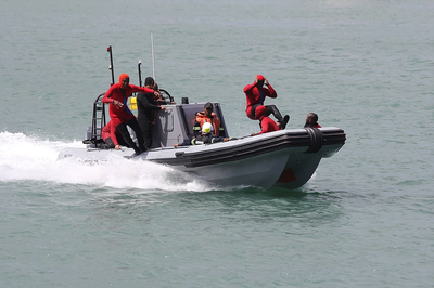 Three South African navy divers die off Cape Town