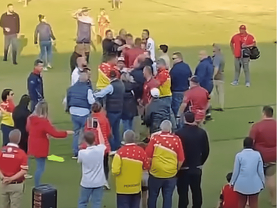 KYK: Vuisgeveg breek uit tydens laerskool-rugbywedstryd