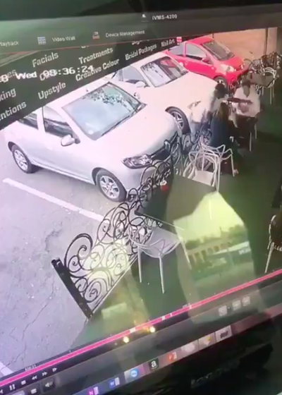 Thief caught on camera stealing in under 25 seconds