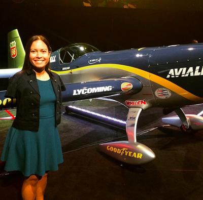 Woman becomes first-ever licensed pilot without arms