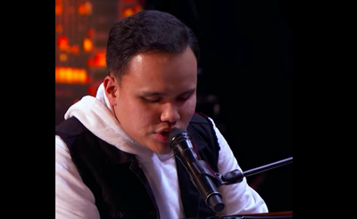 Blind autistic singer wows the world with outstanding performance